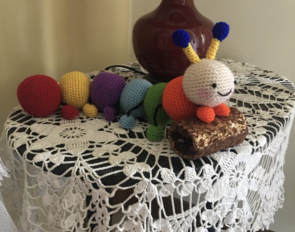 Colorful Centipede - Roja crochet